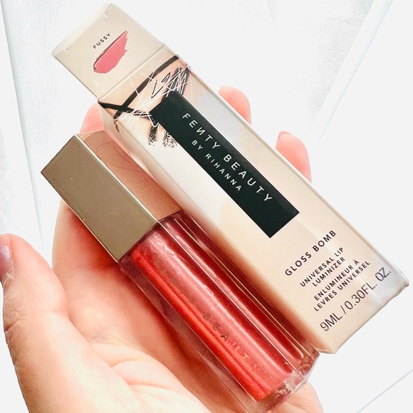 Sephora | Makeup | Fenty Beauty By Rihanna Gloss Bomb Universal Lip ...